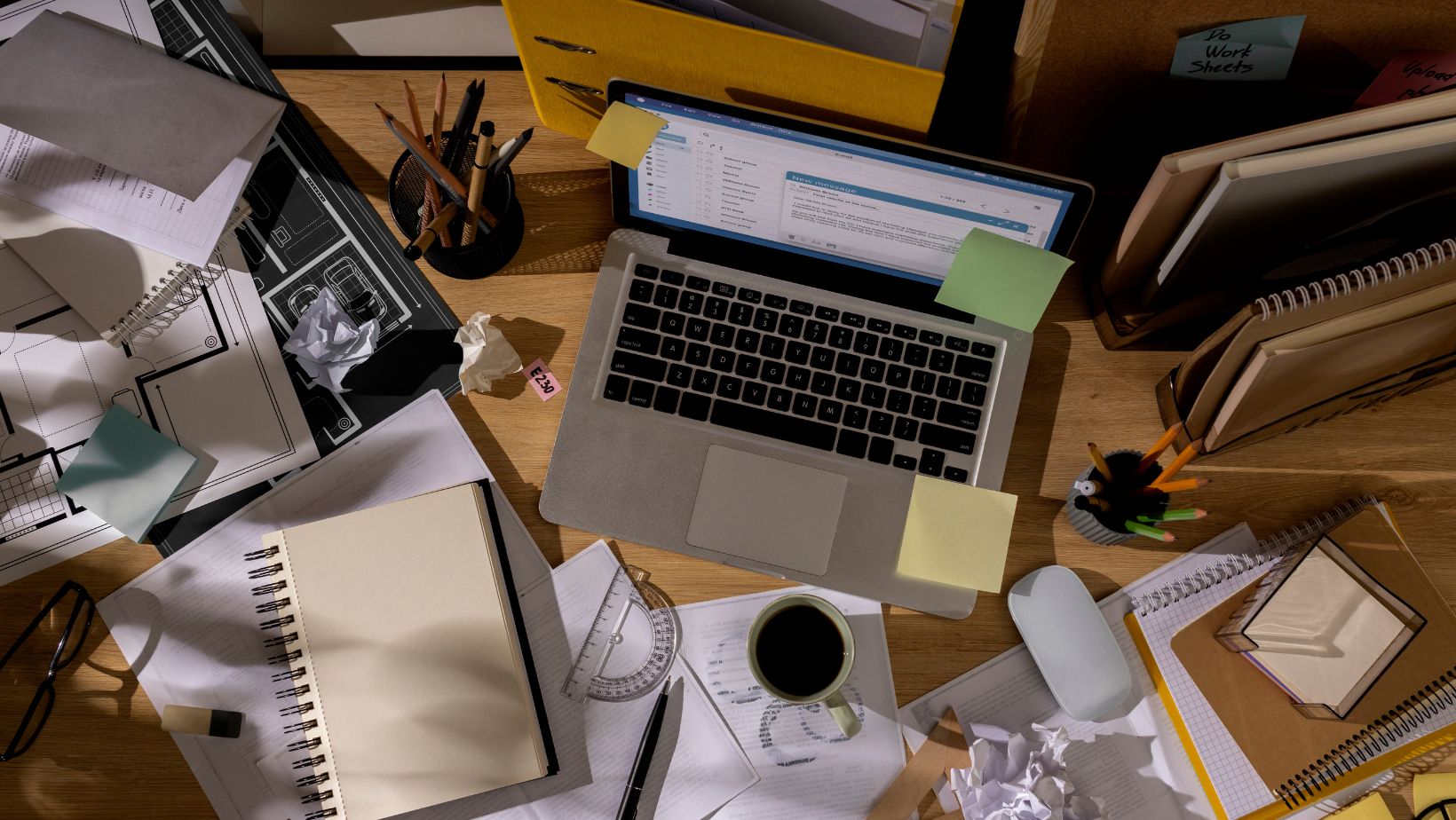 Hoteling vs Hot Desking: Understanding Flexible Workspace Solutions for ...